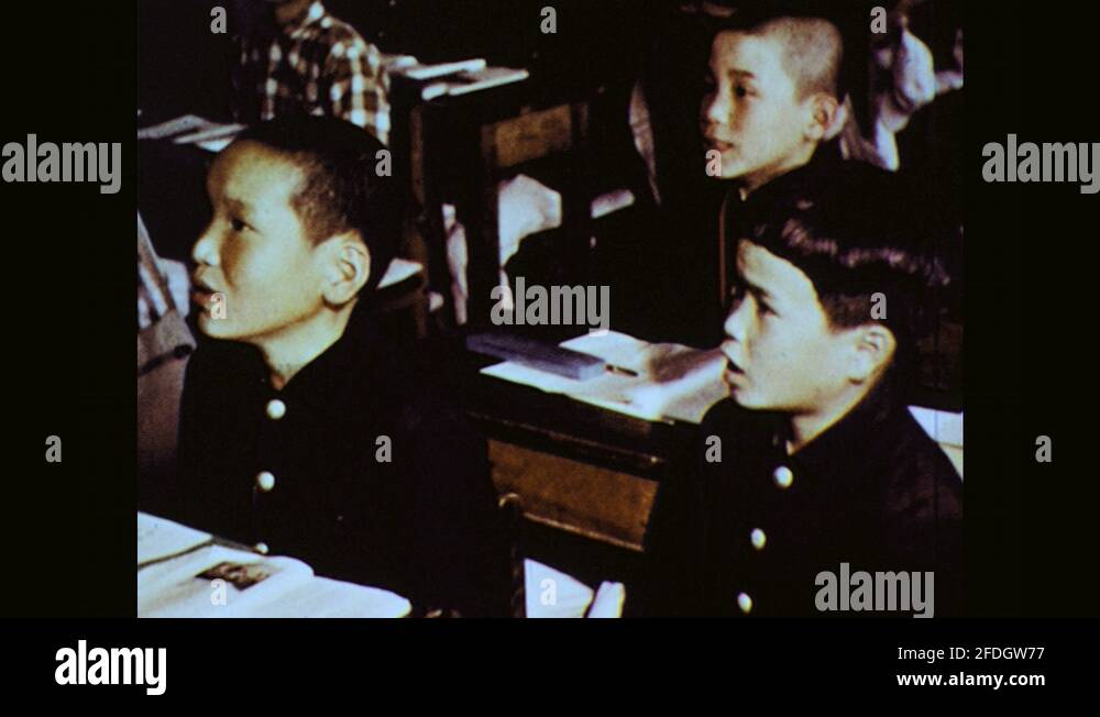 Reciting classroom Stock Videos & Footage - HD and 4K Video Clips - Alamy