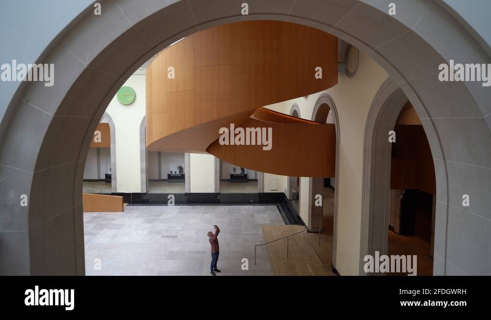 Inside art gallery Stock Videos & Footage - HD and 4K Video Clips - Alamy