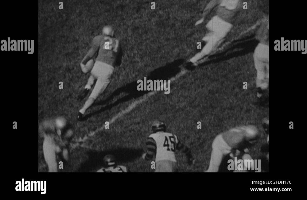 1940s football team Stock Videos & Footage - HD and 4K Video Clips - Alamy