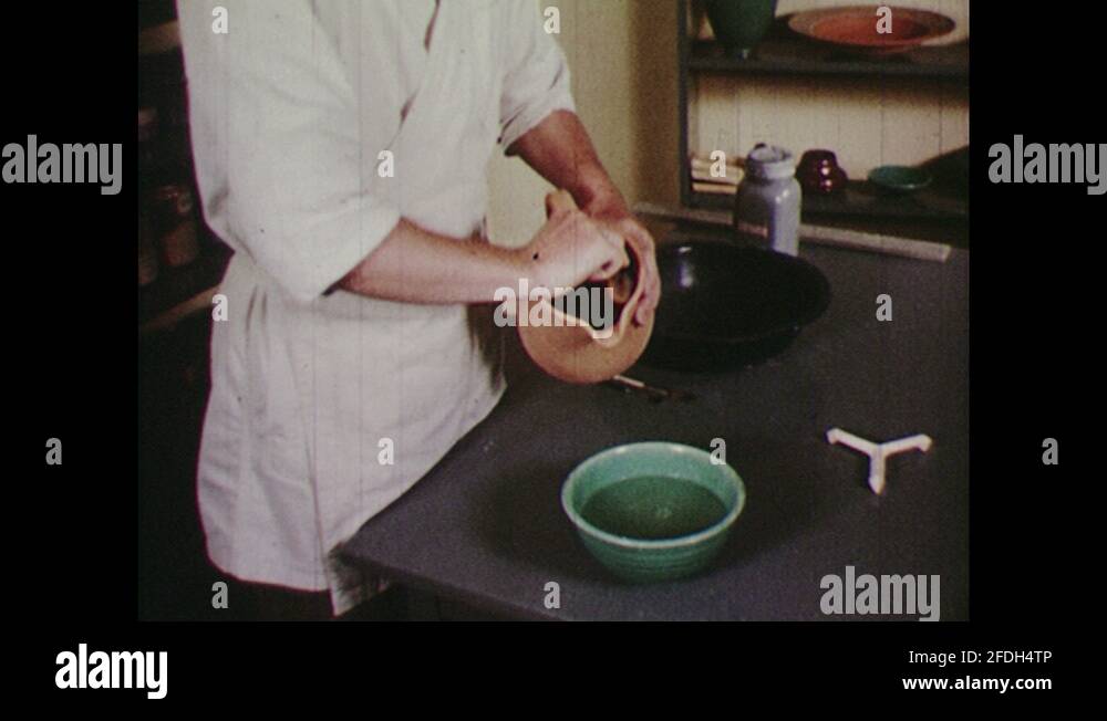 Sponge method Stock Videos & Footage - HD and 4K Video Clips - Alamy