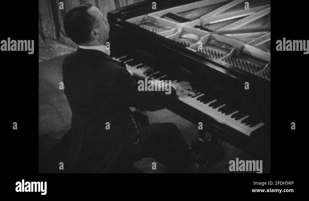 Visible strings Stock Videos & Footage - HD and 4K Video Clips - Alamy