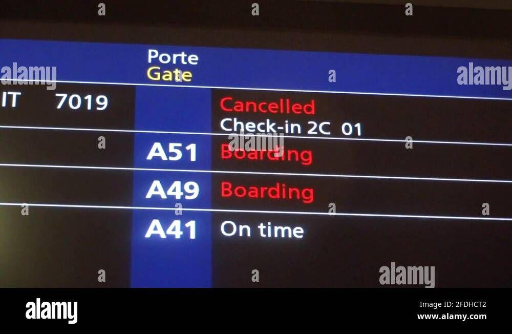 Boarding sign Stock Videos & Footage - HD and 4K Video Clips - Alamy