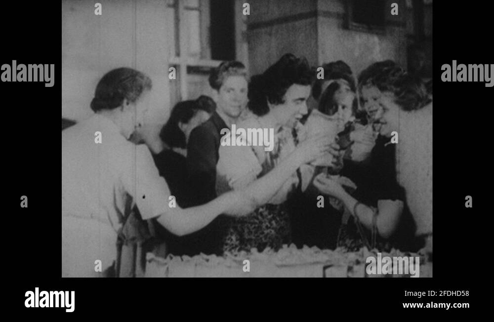 Truman gates Stock Videos & Footage - HD and 4K Video Clips - Alamy