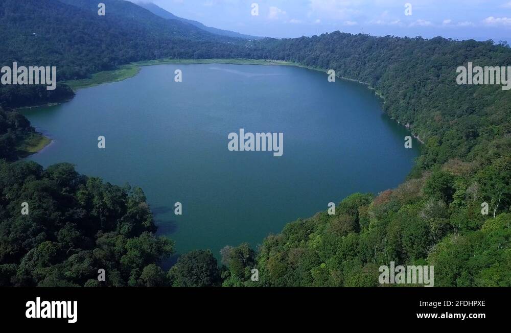 Danau buyan Stock Videos & Footage - HD and 4K Video Clips - Alamy