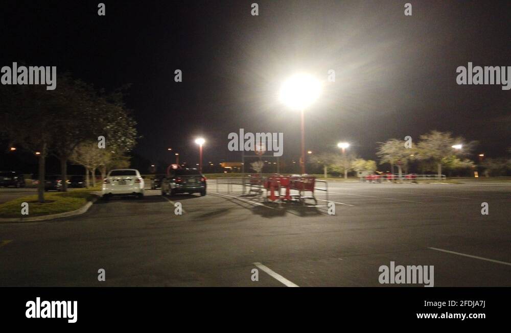 Super target logo Stock Videos & Footage - HD and 4K Video Clips - Alamy