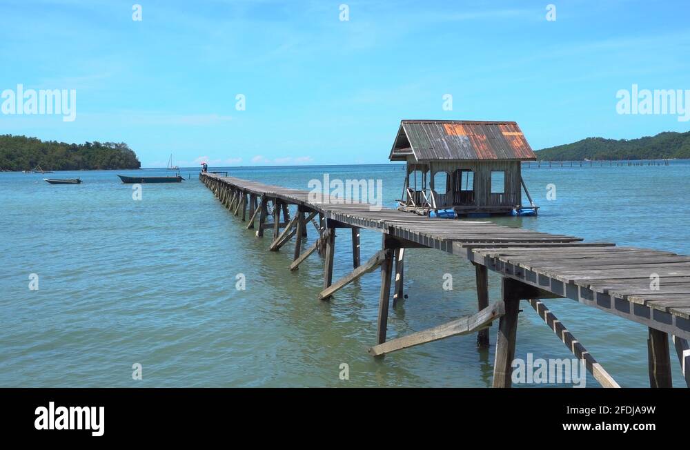 Village jetty Stock Videos & Footage - HD and 4K Video Clips - Alamy