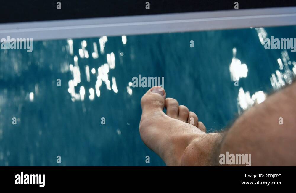 Foot hanging Stock Videos & Footage - HD and 4K Video Clips - Alamy