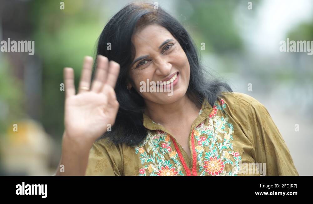 Indian woman waving Stock Videos & Footage - HD and 4K Video Clips - Alamy