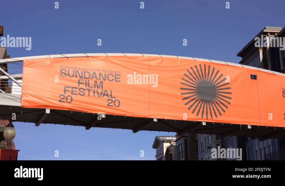 Creative banners Stock Videos & Footage - HD and 4K Video Clips - Alamy