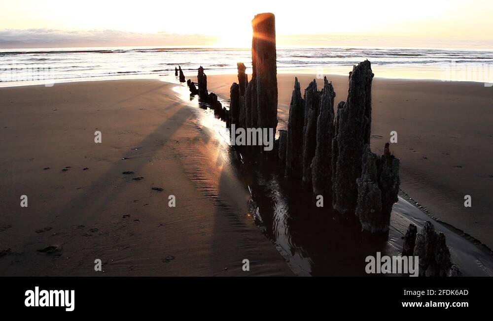 Beach pillars Stock Videos & Footage - HD and 4K Video Clips - Alamy