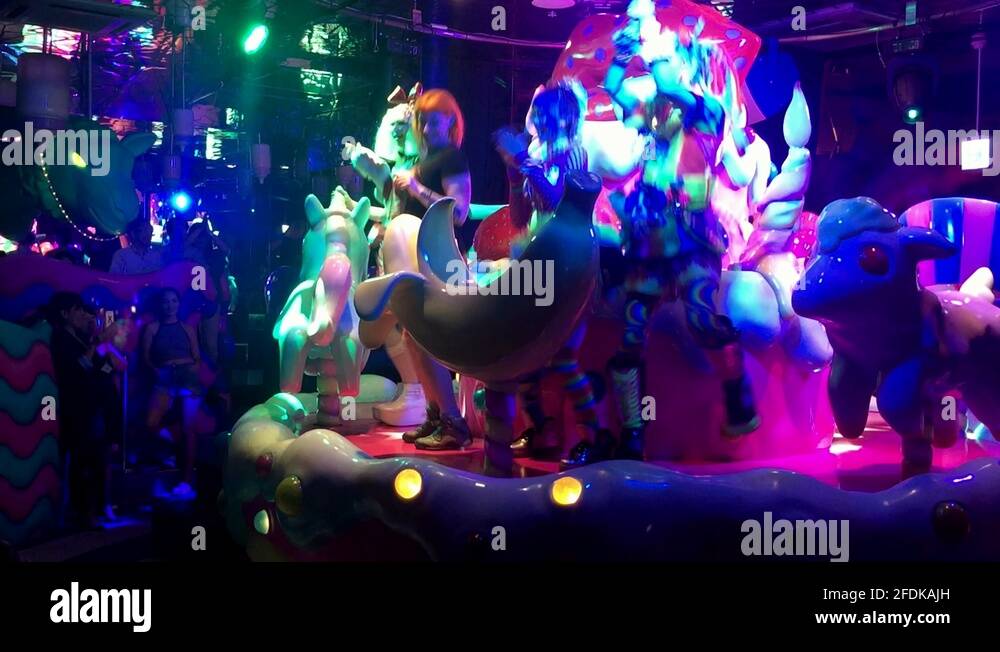 Dancing light show at Kawaii Monster Cafe in Shibuya, place to ...