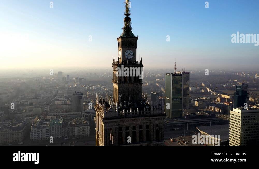Warsaw clock tower Stock Videos & Footage - HD and 4K Video Clips - Alamy