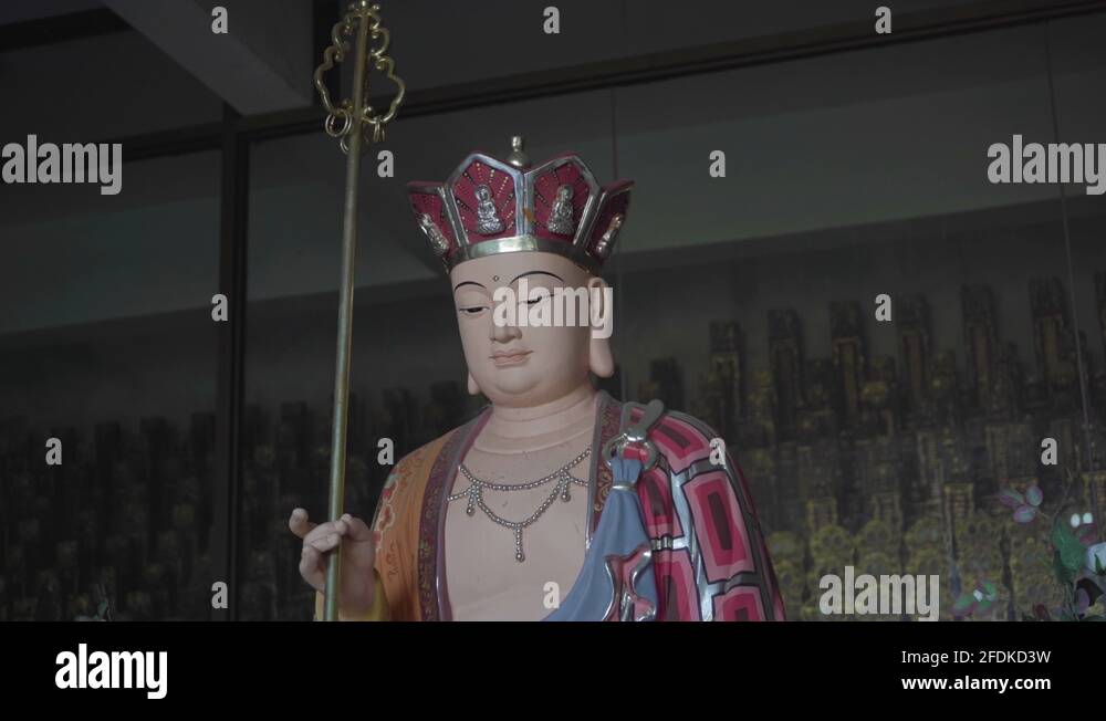 Divinity statue Stock Videos & Footage - HD and 4K Video Clips - Alamy