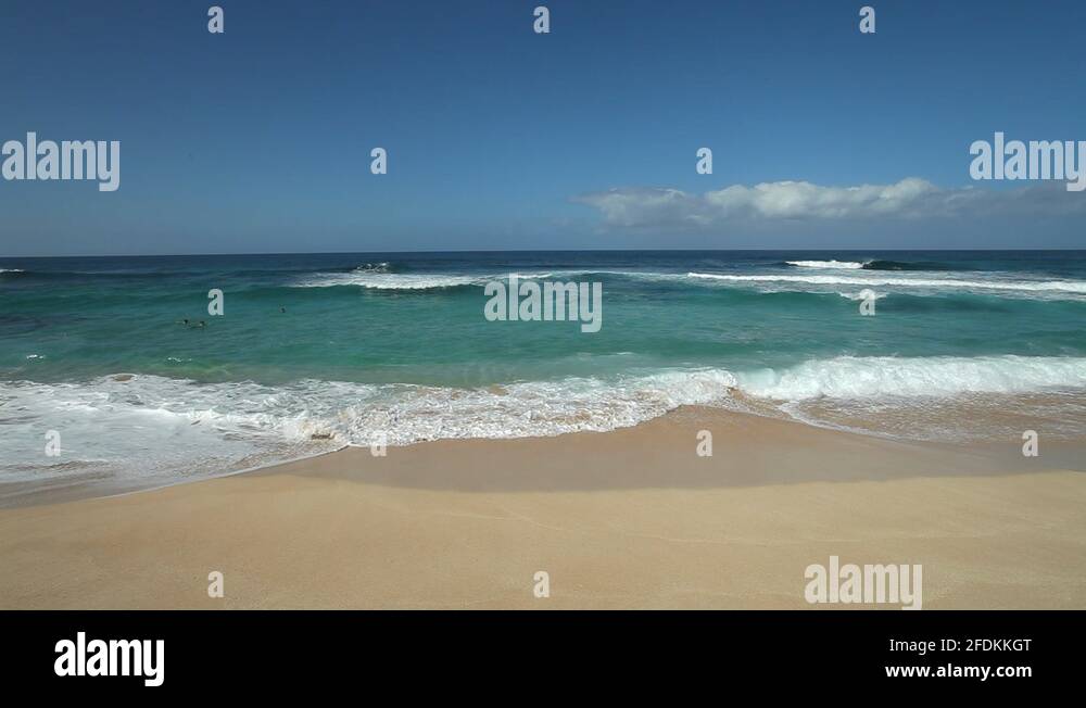 Wave tide Stock Videos & Footage - HD and 4K Video Clips - Alamy