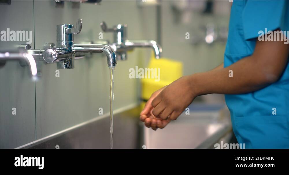 Nhs doctor hands Stock Videos & Footage - HD and 4K Video Clips - Alamy