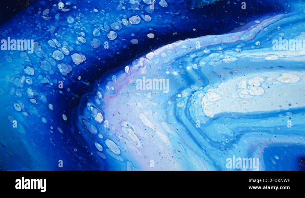 An acrylic pouring artwork which is animated to flow Stock Video ...