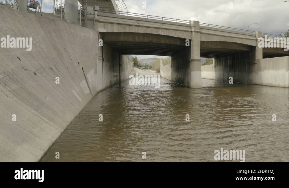 Channel levee Stock Videos & Footage - HD and 4K Video Clips - Alamy