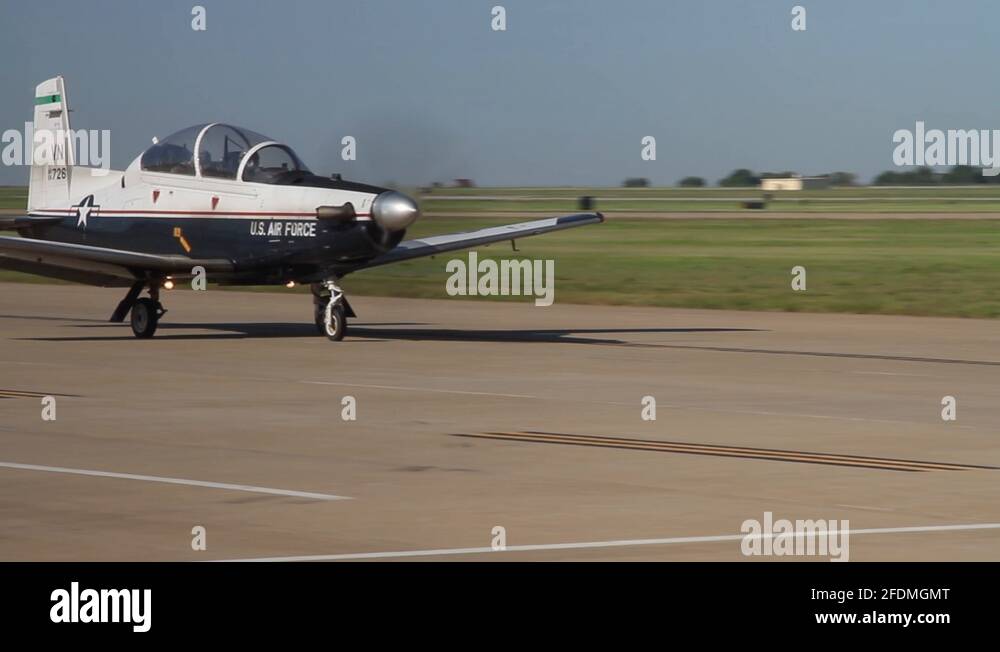 Vance Air Force Base T-6 Texan Aircraft 03 Stock Video Footage - Alamy