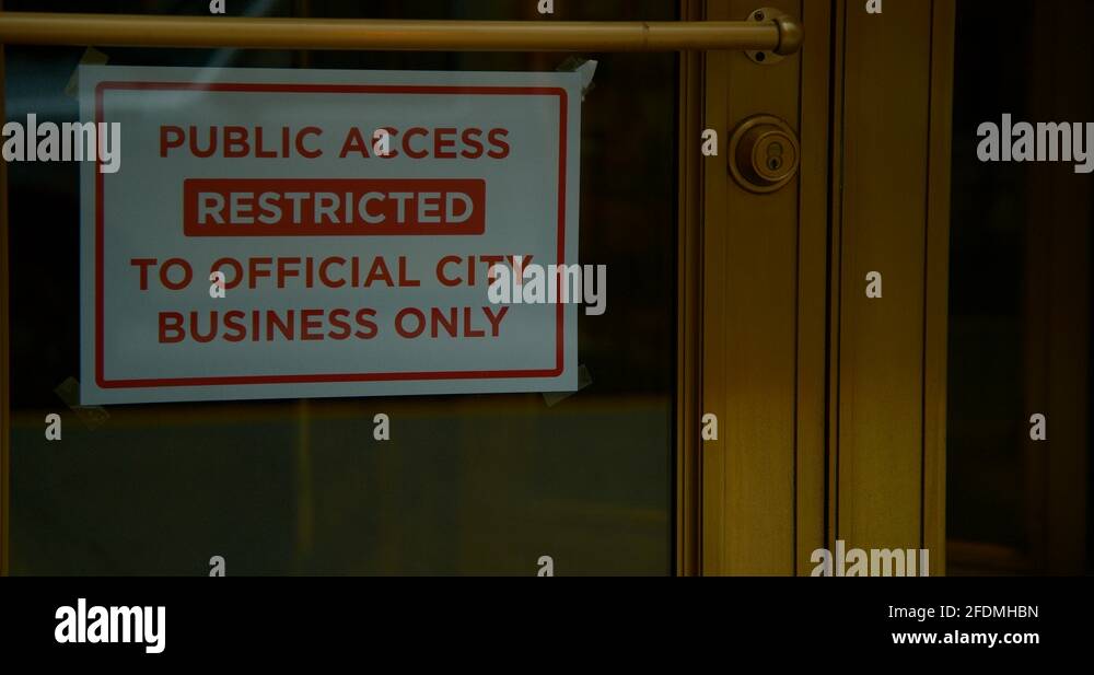 Building closed sign Stock Videos & Footage - HD and 4K Video Clips - Alamy
