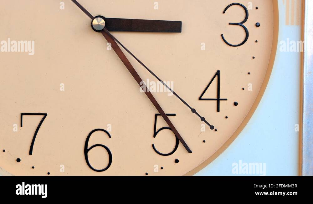 Analog clock with minute hand Stock Videos & Footage - HD and 4K Video ...