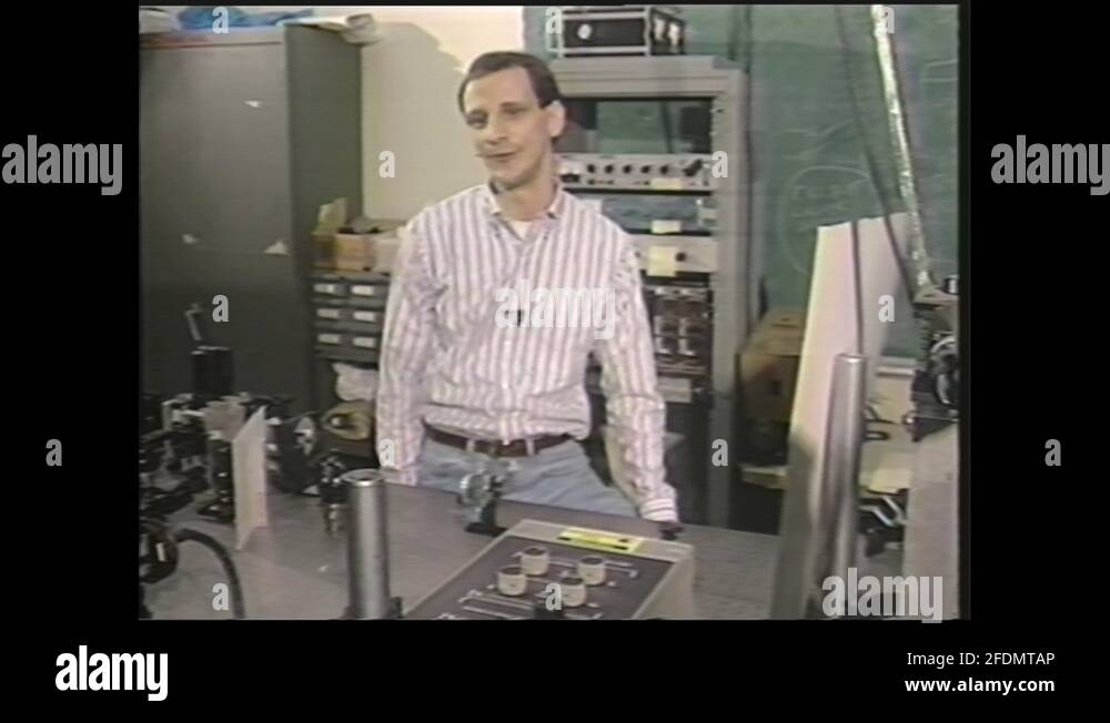1990s laboratory Stock Videos & Footage - HD and 4K Video Clips - Alamy
