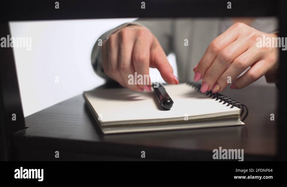 How to draw a graph Stock Videos & Footage - HD and 4K Video Clips - Alamy