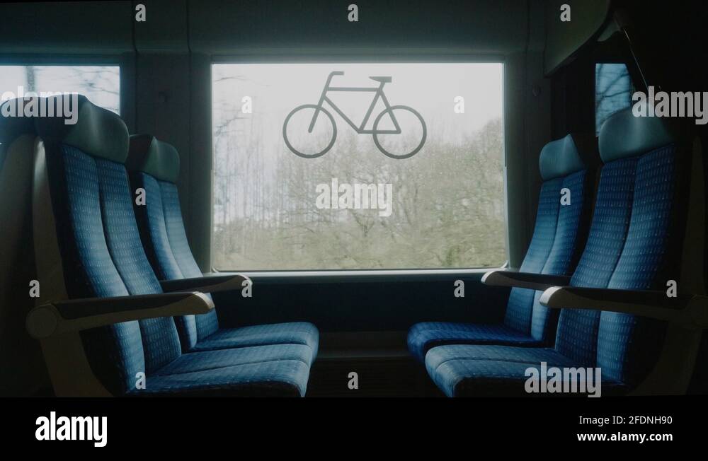 Cycle logo Stock Videos & Footage - HD and 4K Video Clips - Alamy