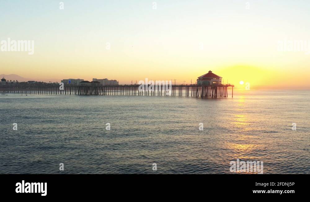 Pier sun Stock Videos & Footage - HD and 4K Video Clips - Alamy