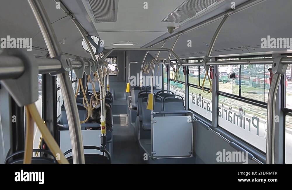 Crowded buses Stock Videos & Footage - HD and 4K Video Clips - Alamy