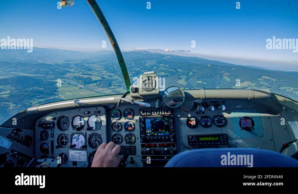 Aeroplane cockpit pilot Stock Videos & Footage - HD and 4K Video Clips ...