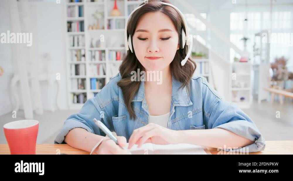 Raise hand Stock Videos & Footage - HD and 4K Video Clips - Alamy