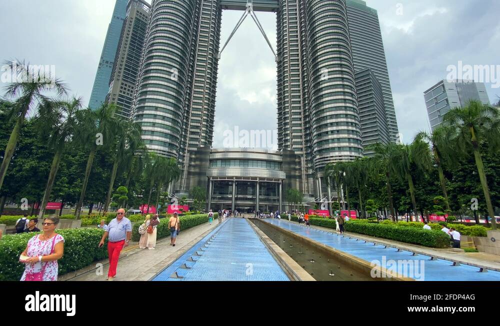 Tilt up view of Petronas Twin Towers. World's tallest Twin Towers Stock ...