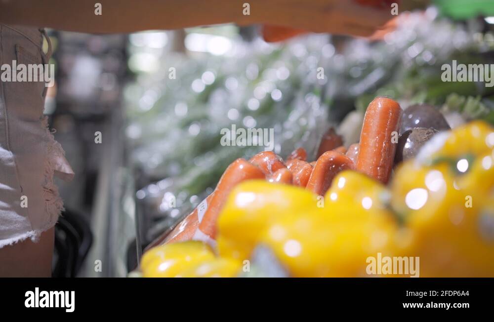 Supermarket foods shelf Stock Videos & Footage - HD and 4K Video Clips ...