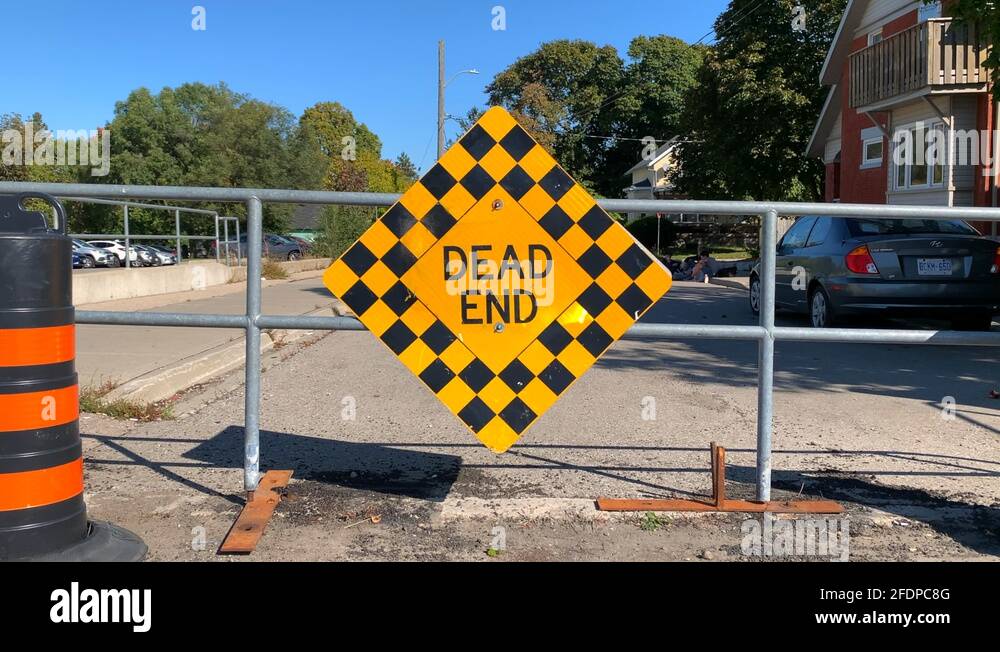 Traffic sign dead end symbol Stock Videos & Footage - HD and 4K Video ...