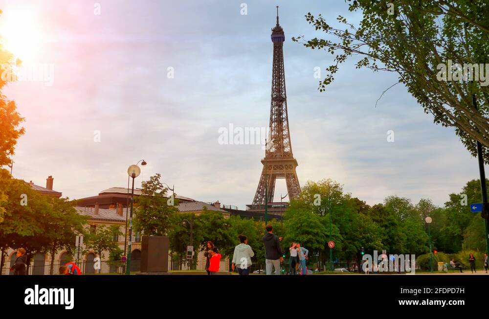 Symbol of city of paris Stock Videos & Footage - HD and 4K Video Clips ...