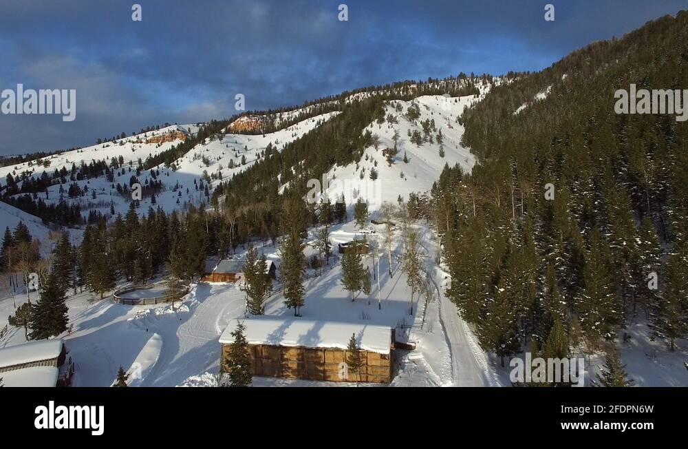 Covered structures Stock Videos & Footage - HD and 4K Video Clips - Alamy