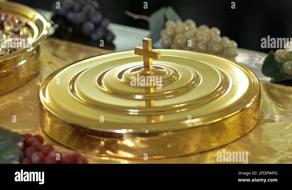 Sacred wafer Stock Videos & Footage - HD and 4K Video Clips - Alamy