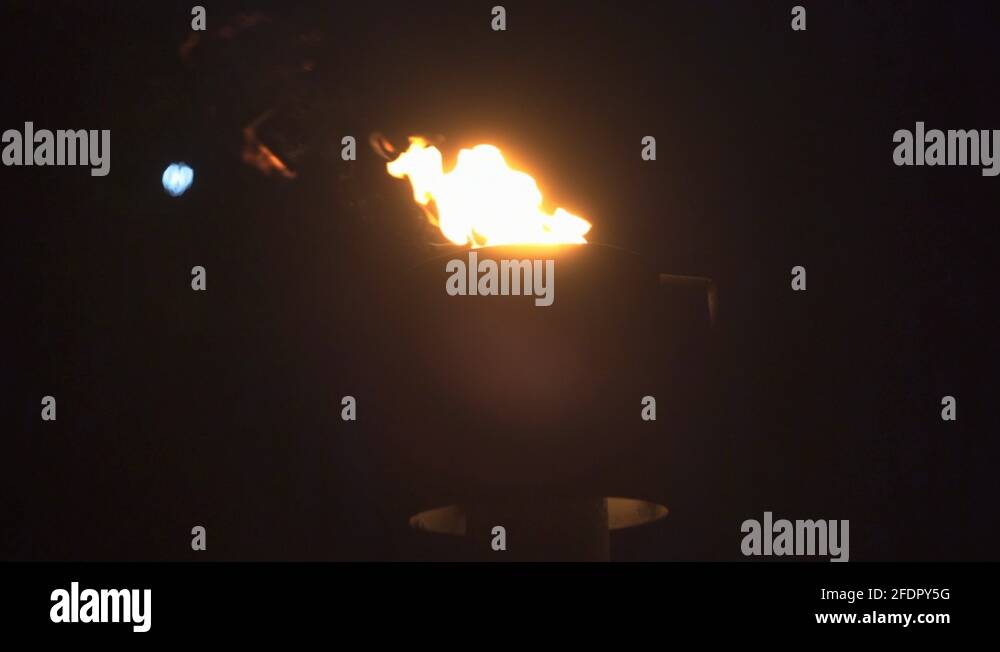 Oil shale burning Stock Videos & Footage - HD and 4K Video Clips - Alamy