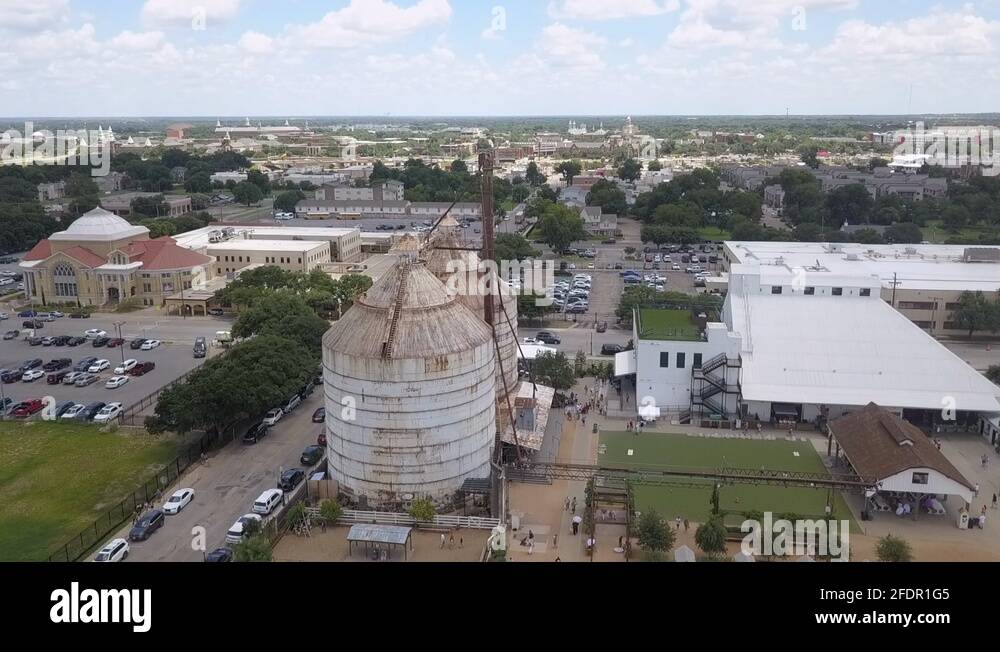 Giant silos Stock Videos & Footage - HD and 4K Video Clips - Alamy