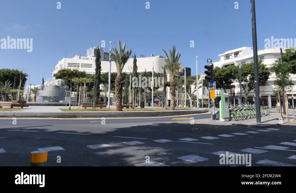 Dizengoff center tel aviv Stock Videos & Footage - HD and 4K Video ...