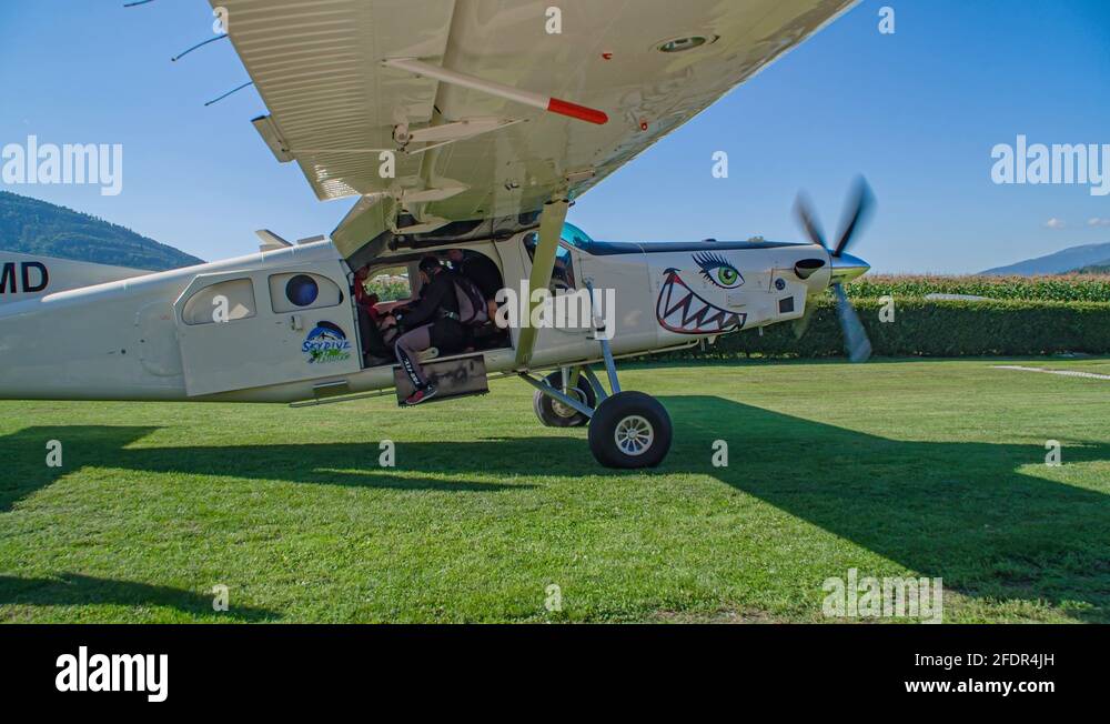 Airplane propeller shark Stock Videos & Footage - HD and 4K Video Clips ...