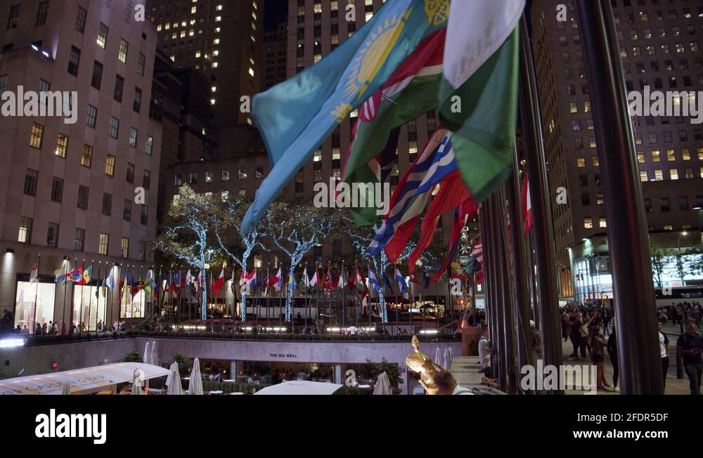 American flags at rockefeller center Stock Videos & Footage - HD and 4K ...