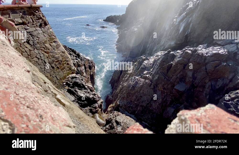 La bufadora mexico Stock Videos & Footage - HD and 4K Video Clips - Alamy