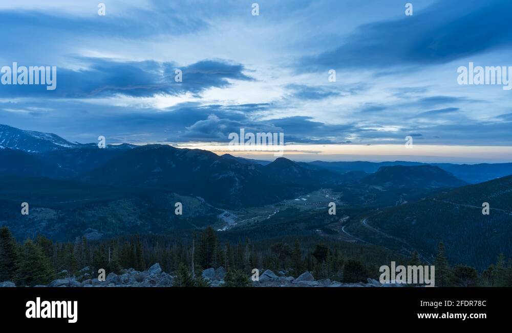 Rainbow curve Stock Videos & Footage - HD and 4K Video Clips - Alamy
