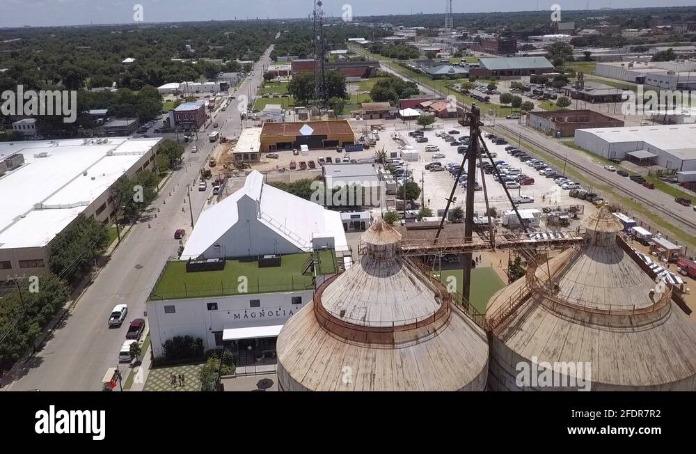 Giant silo Stock Videos & Footage - HD and 4K Video Clips - Alamy