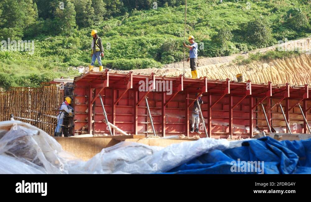 Steel bar installation Stock Videos & Footage - HD and 4K Video Clips ...