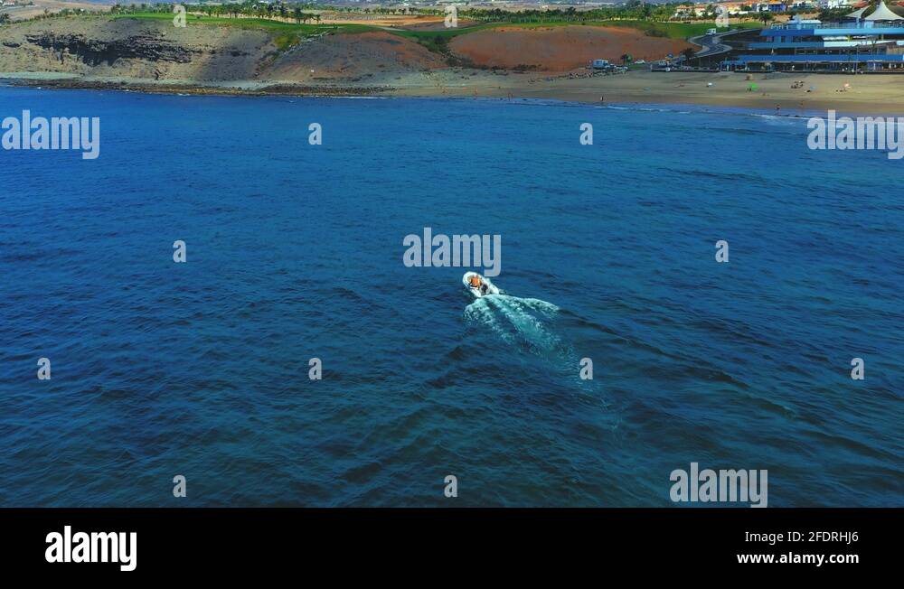 Ocean beach von oben Stock Videos & Footage - HD and 4K Video Clips - Alamy