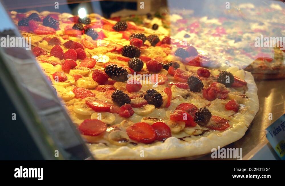 Banana pizza Stock Videos & Footage - HD and 4K Video Clips - Alamy