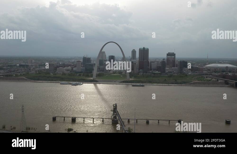 Storm cloud arch Stock Videos & Footage - HD and 4K Video Clips - Alamy
