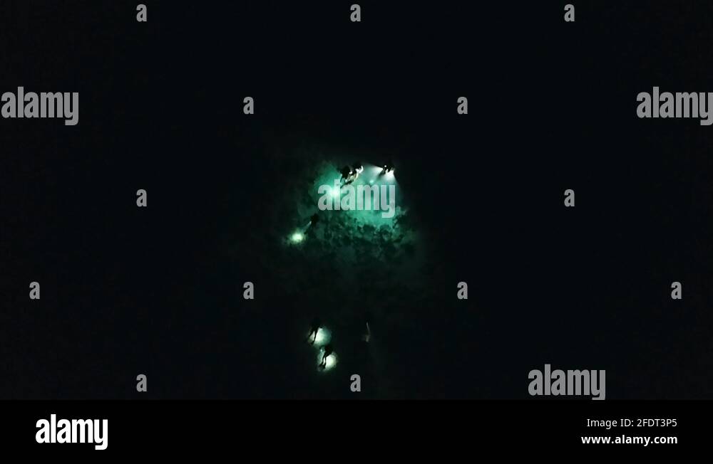 Cave diving group Stock Videos & Footage - HD and 4K Video Clips - Alamy